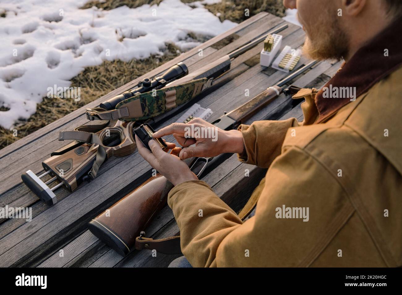 Preparing to hunt hi-res stock photography and images - Alamy