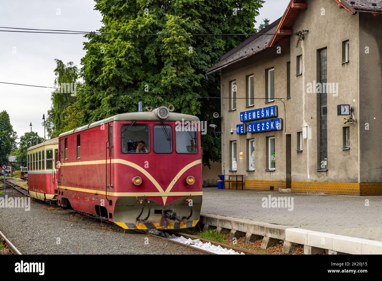 Narrow gauge railway Tremesna ve Slezsku to Osoblaha with 60 year old ...