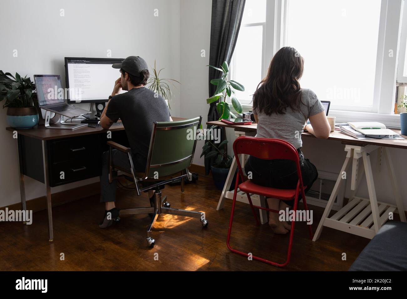Man working in an office man working in an office hi-res stock ...