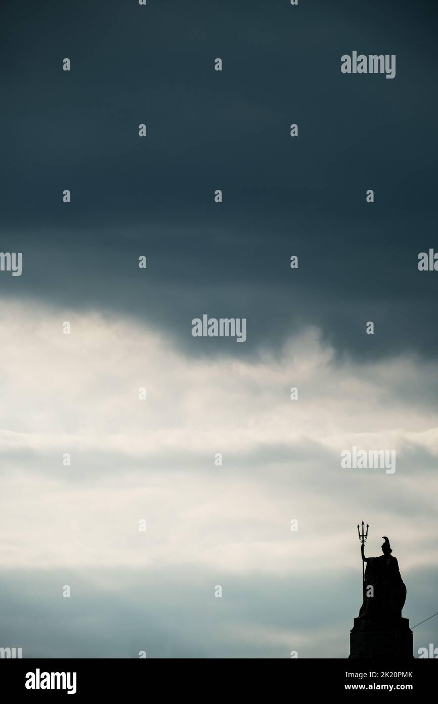 Britannia statue tate hi-res stock photography and images - Alamy