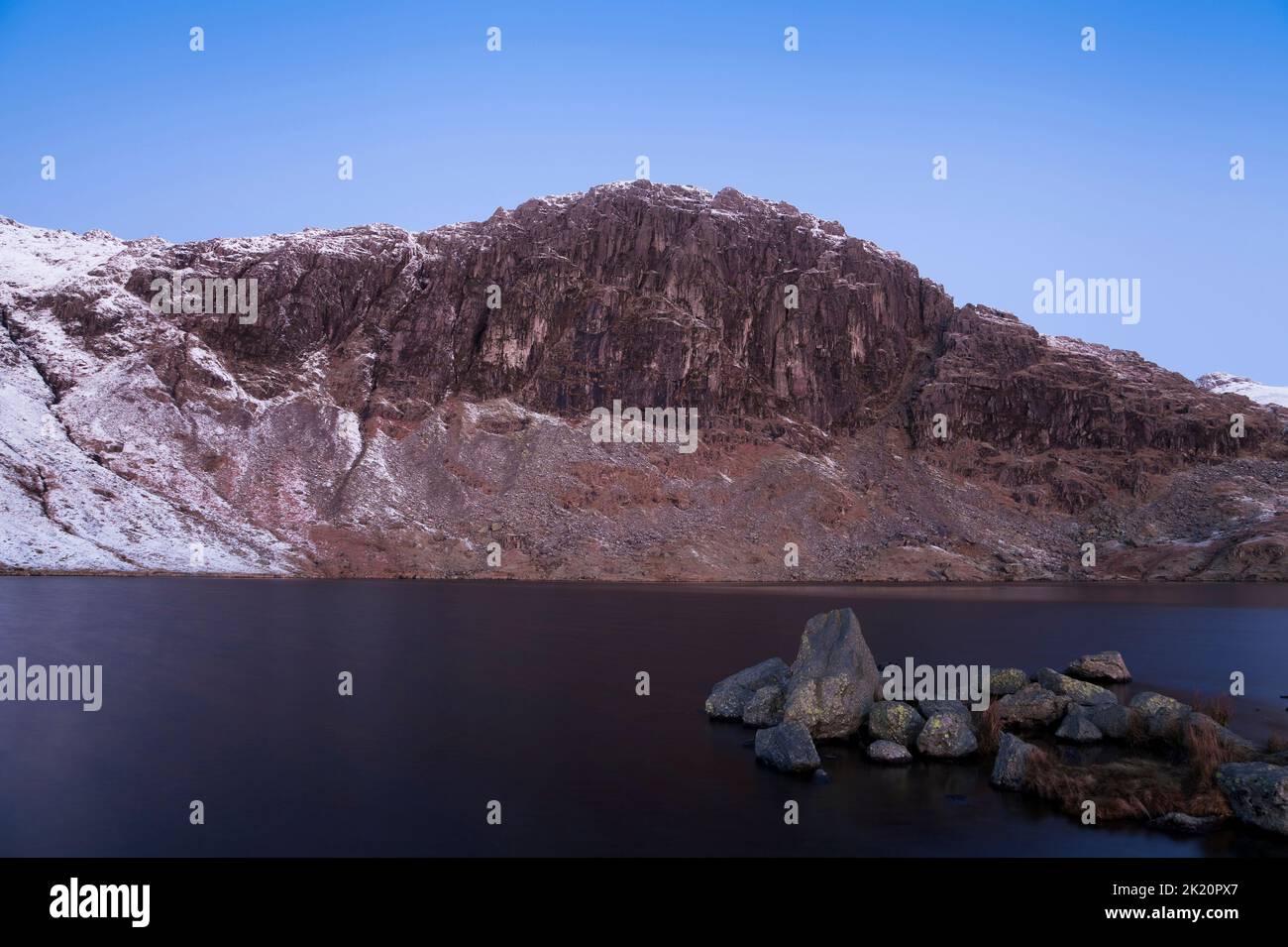 Pavey Ark and Stickle Tarn pre-dawn, in the English Lake District Stock ...