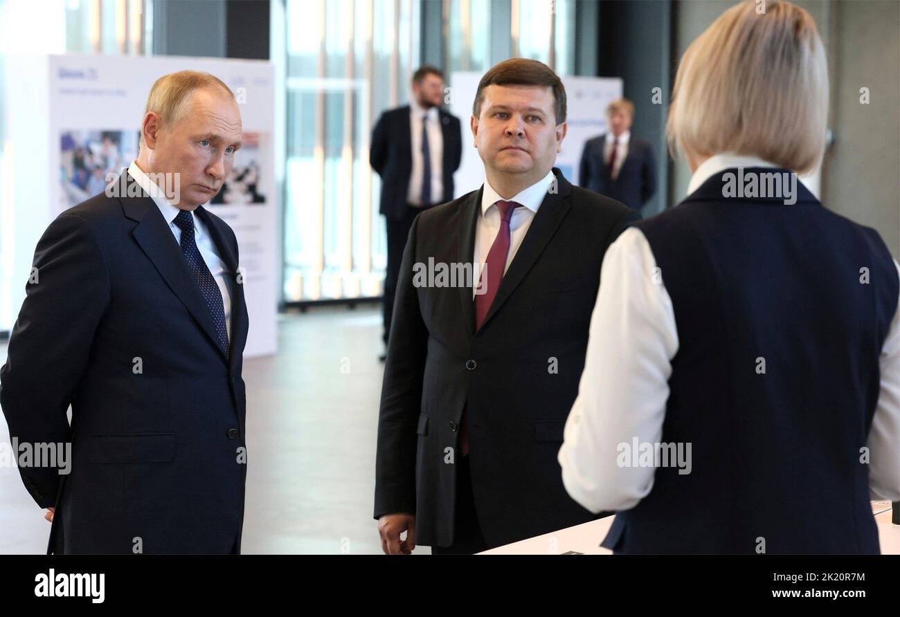 Novgorod state university hi-res stock photography and images - Alamy