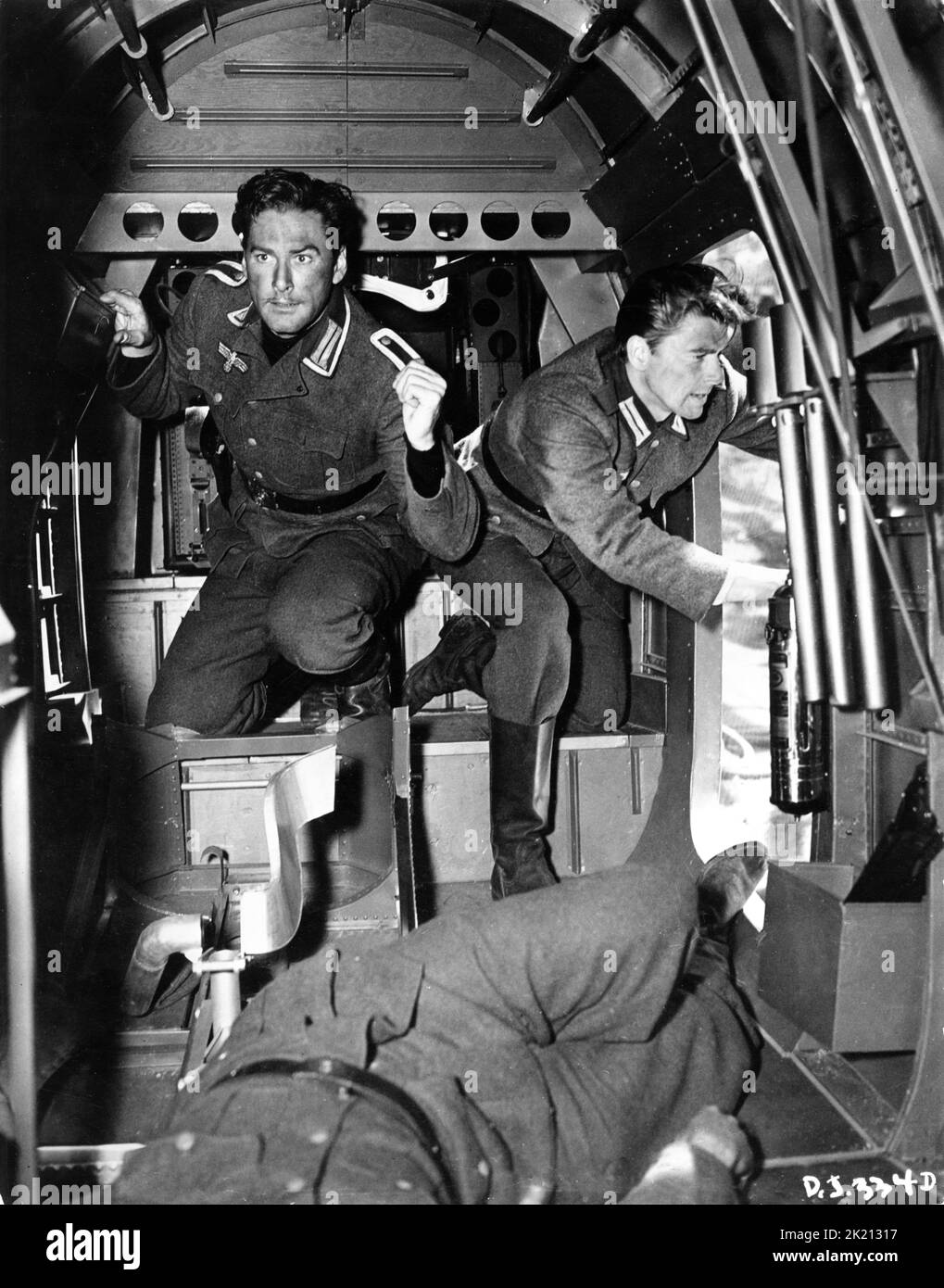 ERROL FLYNN and RONALD REAGAN in DESPERATE JOURNEY 1942 director RAOUL ... ERROL FLYNN and RONALD REAGAN in DESPERATE JOURNEY 1942 director RAOUL ...