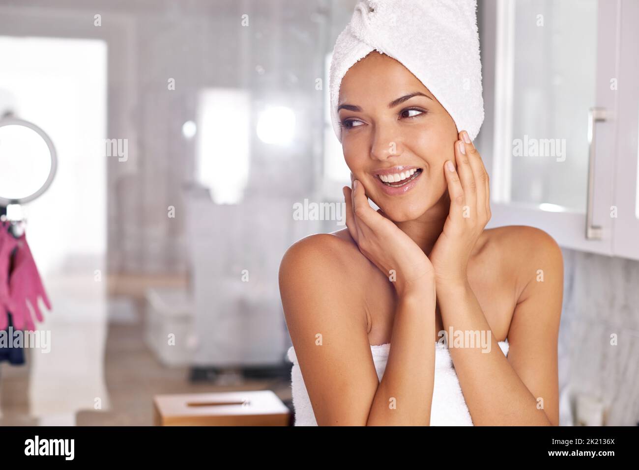 I feel like a new person after that bath. a beautiful young woman ... I feel like a new person after that bath. a beautiful young woman ...