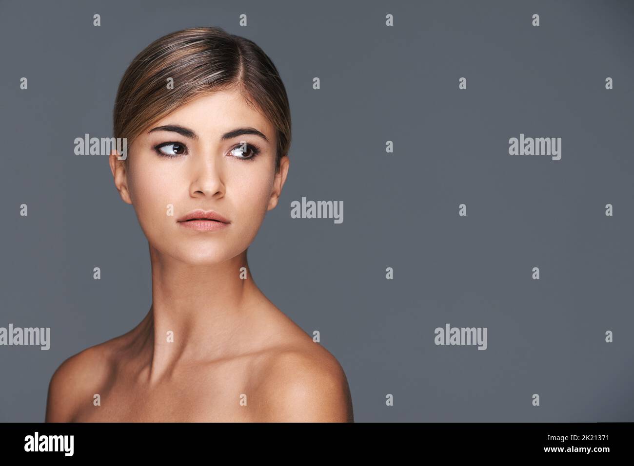Flawless face hi-res stock photography and images - Alamy