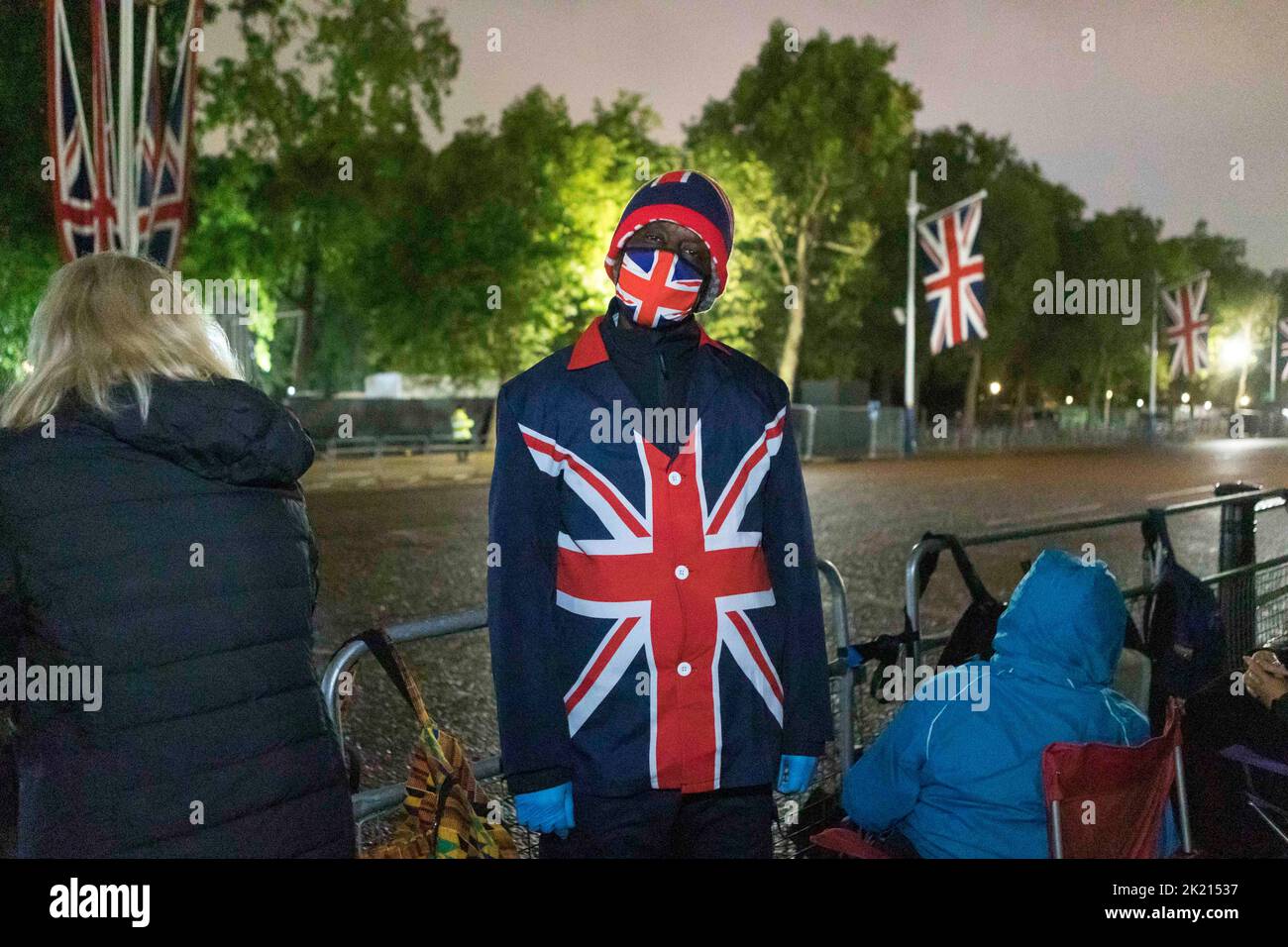 Super Royal fans camp along The Mall early this morning to secure a ...