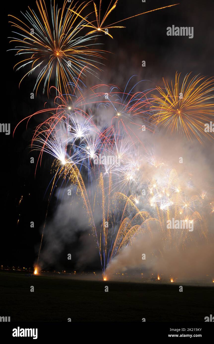 Lots fireworks in night sky hi-res stock photography and images - Alamy