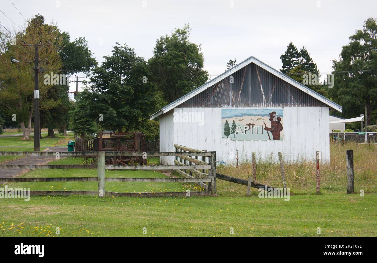 Apiti new zealand hi-res stock photography and images - Alamy