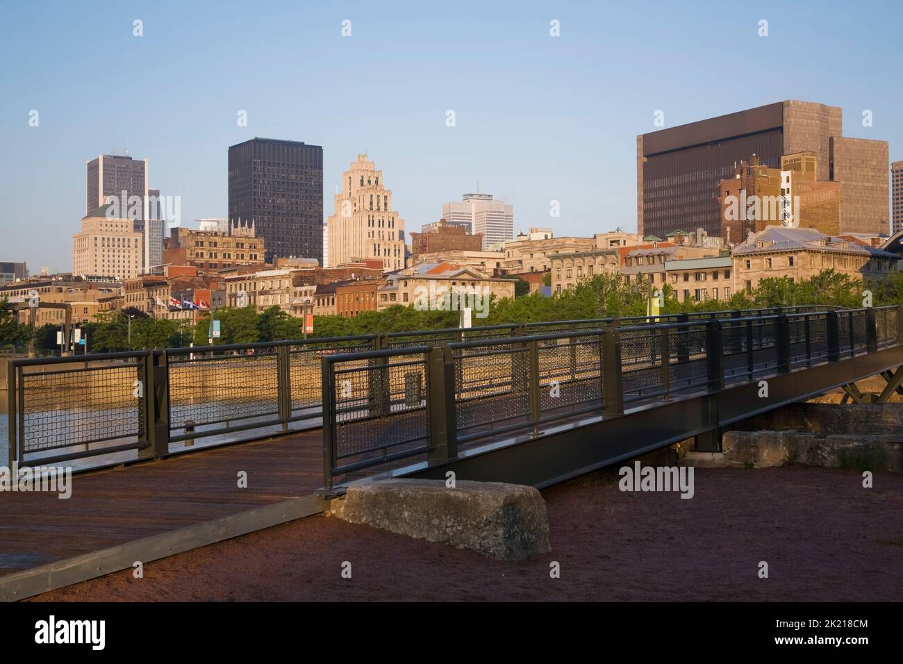 Montreal skyline old port hi-res stock photography and images - Alamy