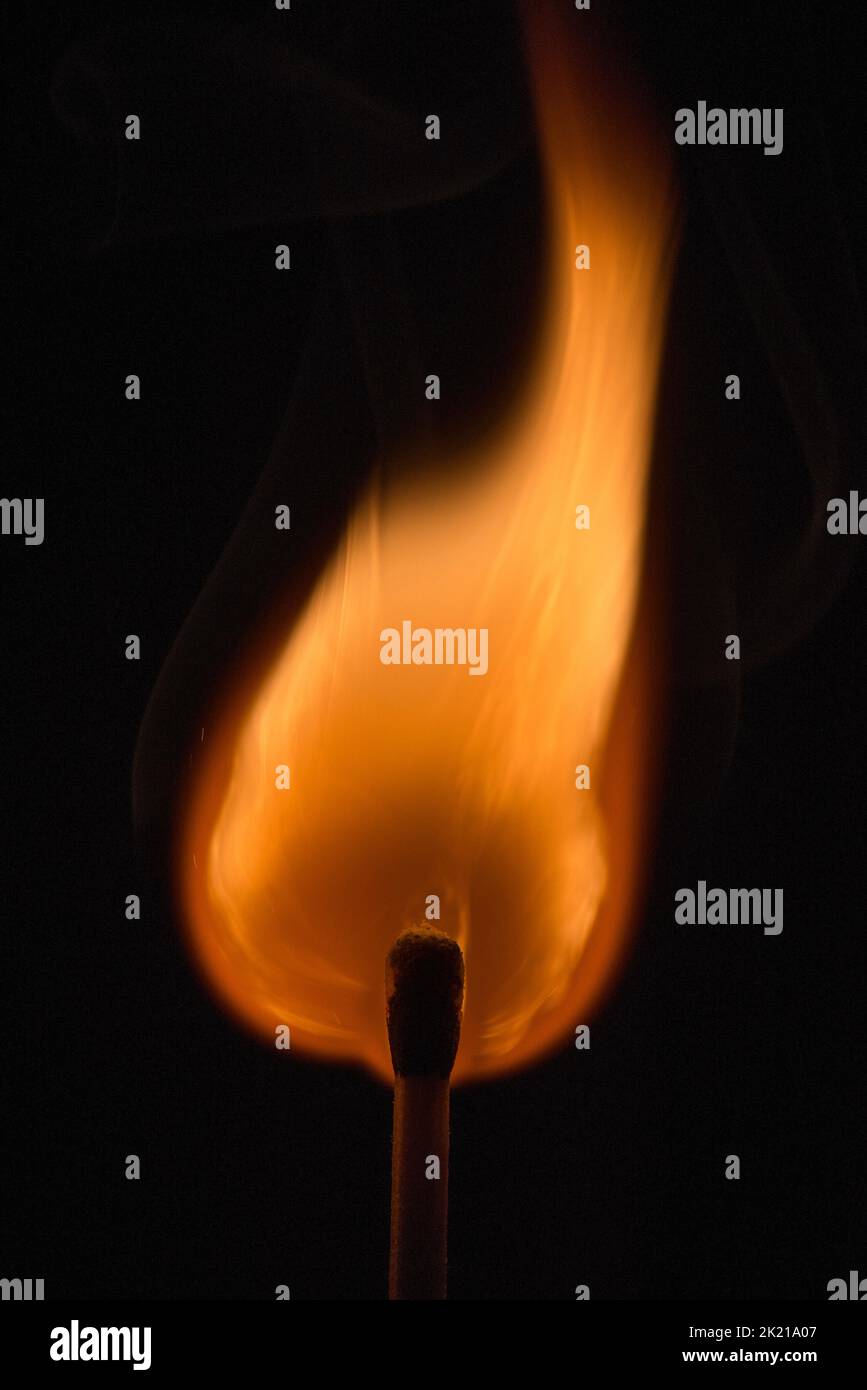 Match flame hi-res stock photography and images - Alamy
