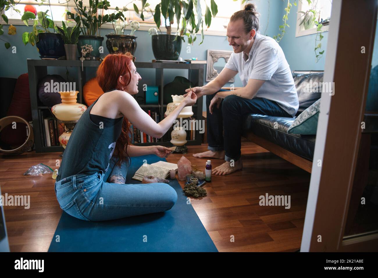 Marijuana share hi-res stock photography and images - Alamy