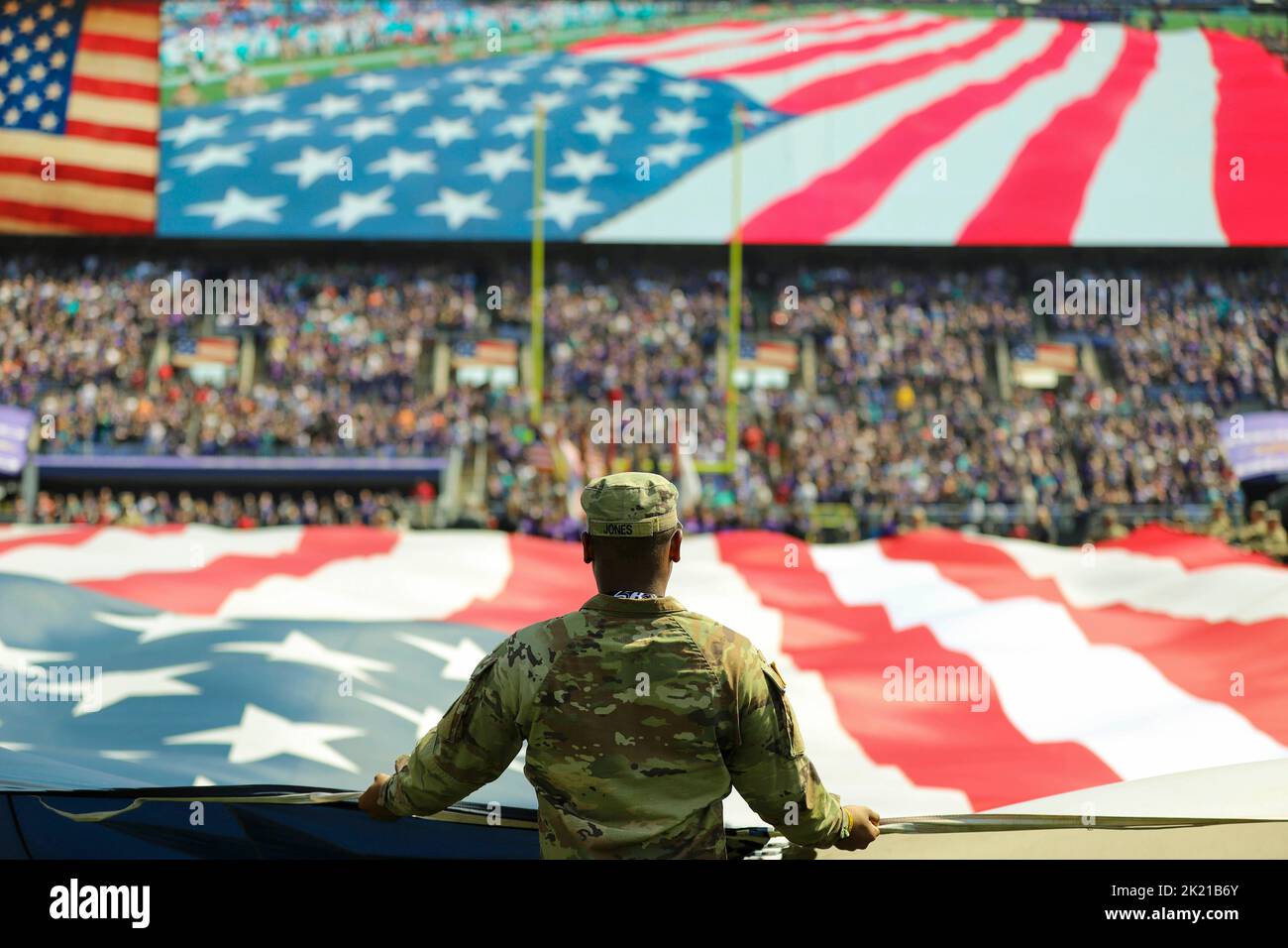 American soldiers national anthem hi-res stock photography and images ...
