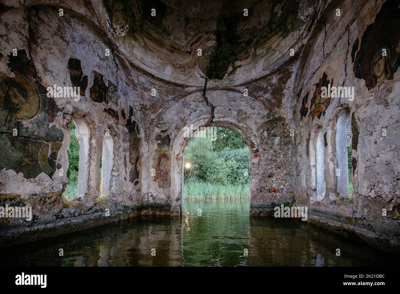 Flooded hall hi-res stock photography and images - Alamy