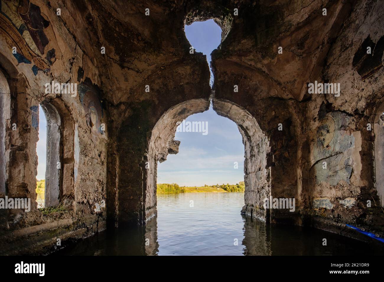 Flooded hall hi-res stock photography and images - Alamy