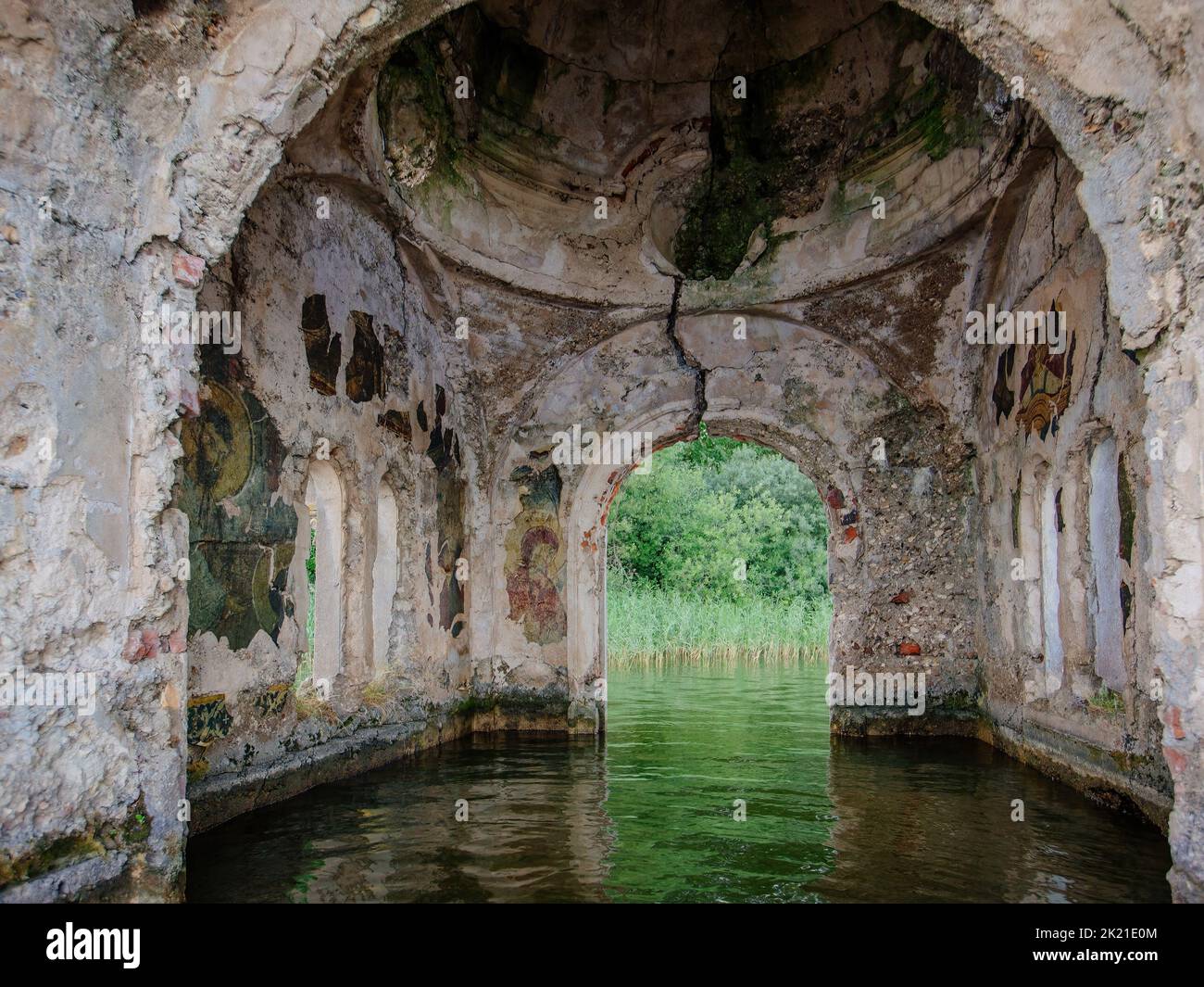 Flooded hall hi-res stock photography and images - Alamy