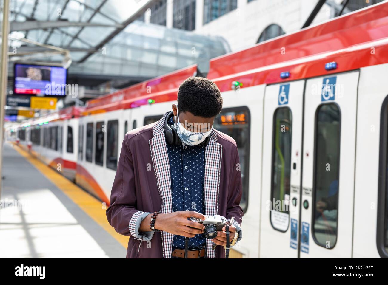Camera in train hi-res stock photography and images - Alamy