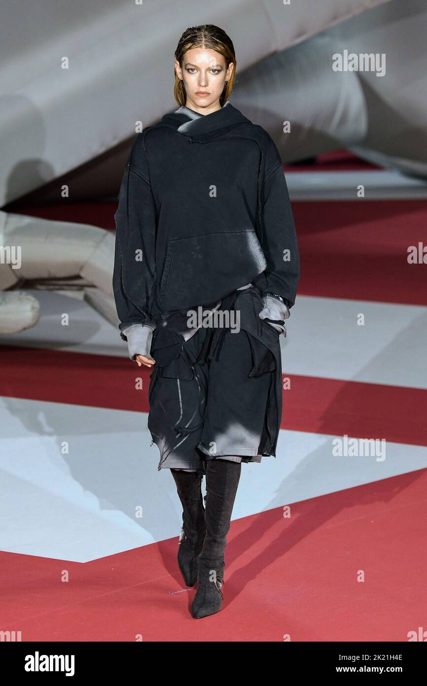 Diesel fashion show hi-res stock photography and images - Alamy