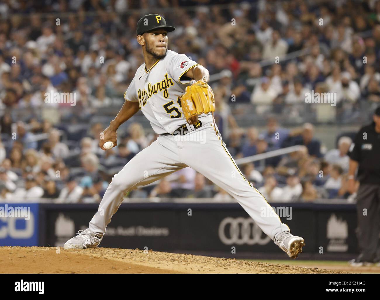Pittsburgh Pirates starting pitcher Roansy Contreras throws in the 5th ...