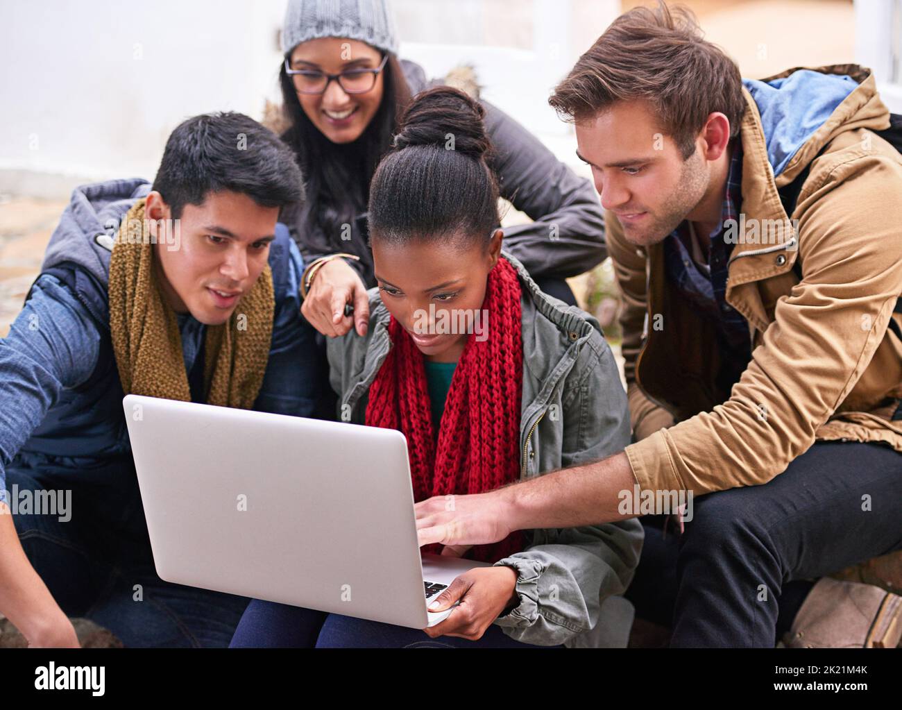 Students laptop man women hi-res stock photography and images - Alamy