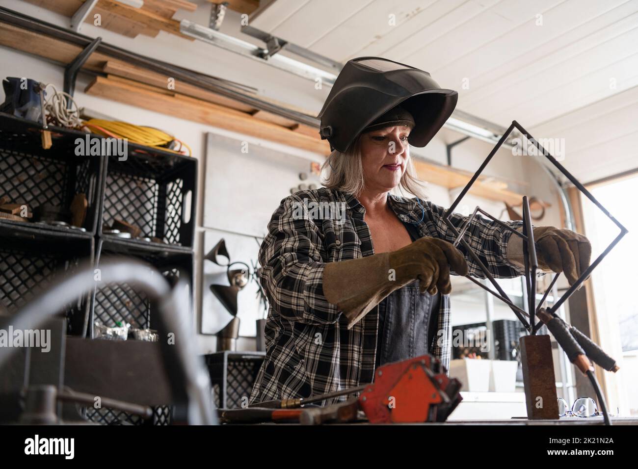 Welder mask hi-res stock photography and images - Alamy