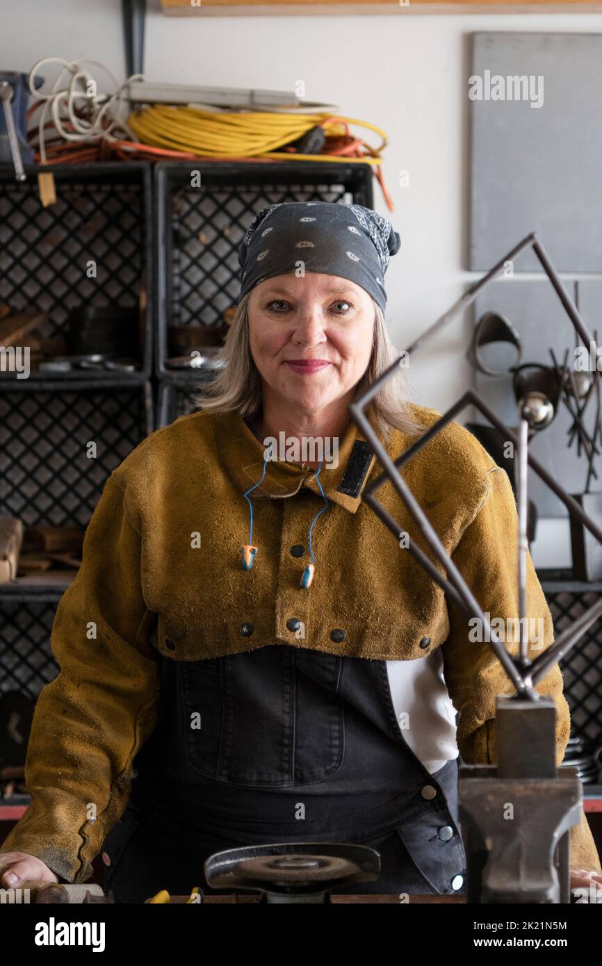 Female welder in metal workshop hi-res stock photography and images - Alamy