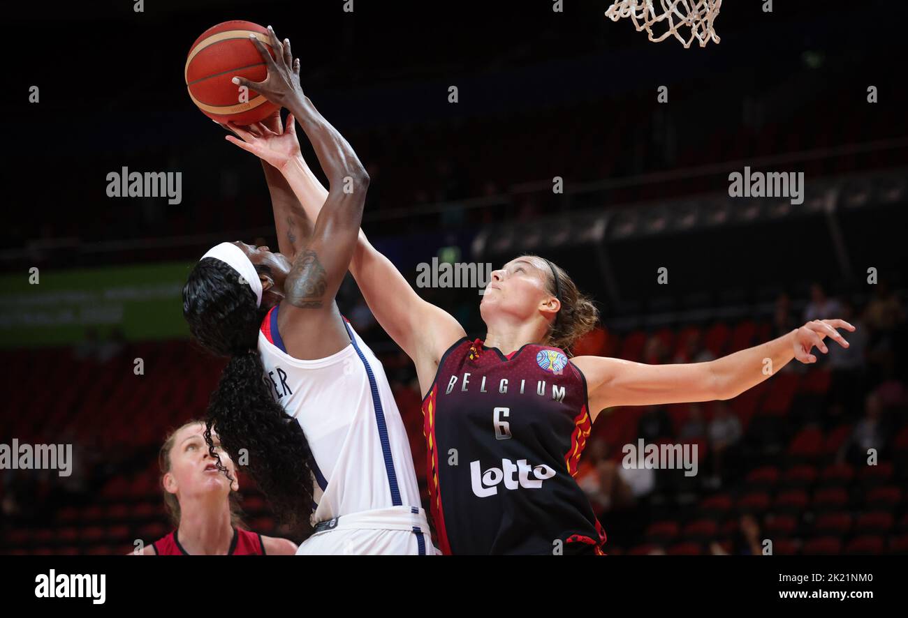 American Kahleah Copper and Belgium's Antonia Tonia Delaere fight for ...