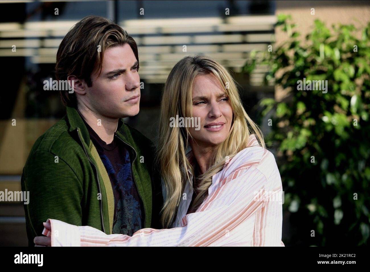 JOSH HENDERSON, NICOLLETTE SHERIDAN, DESPERATE HOUSEWIVES : SEASON 3 ...