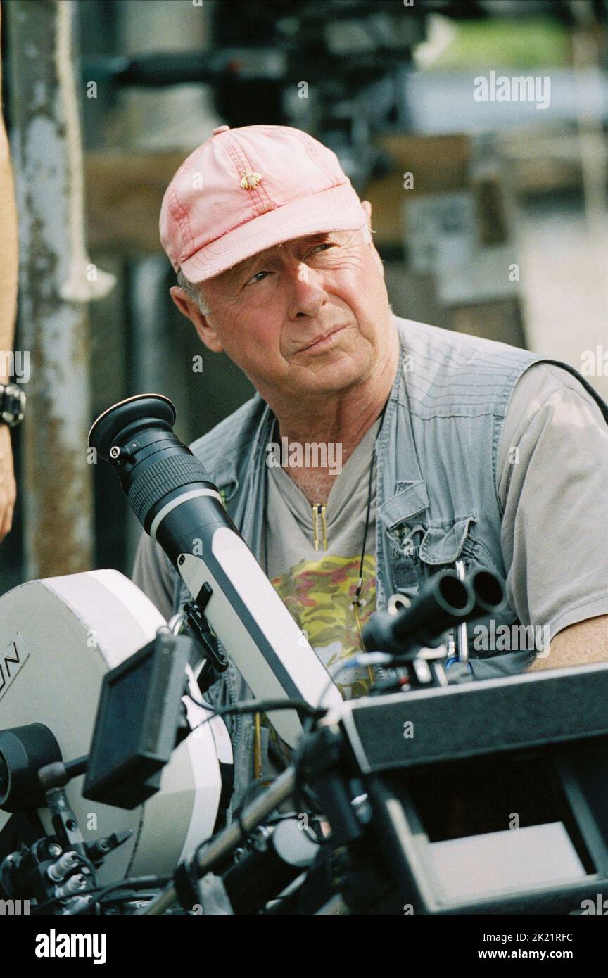 TONY SCOTT, DEJA VU, 2006 Stock Photo - Alamy