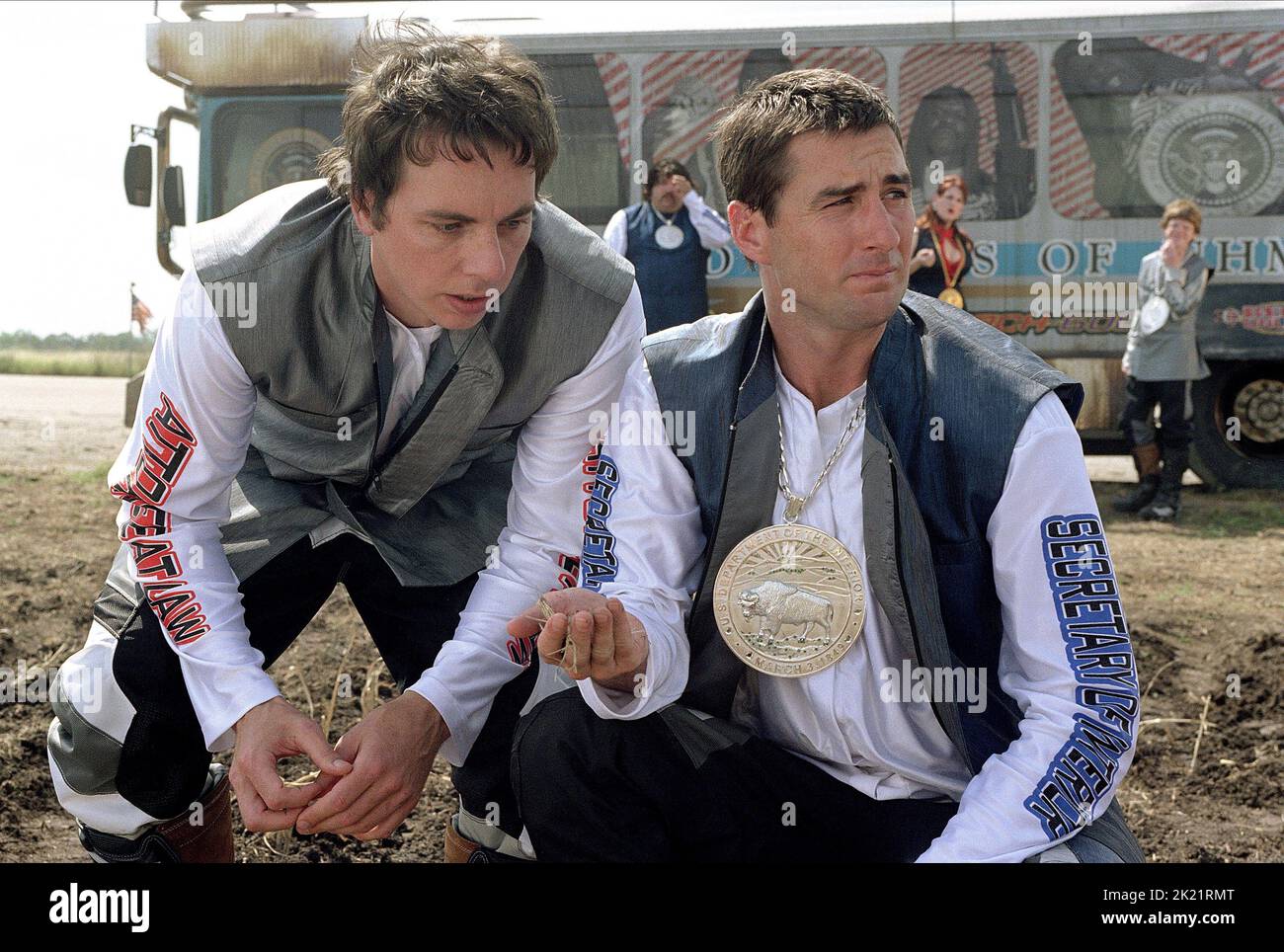 DAX SHEPARD, LUKE WILSON, IDIOCRACY, 2006 Stock Photo - Alamy