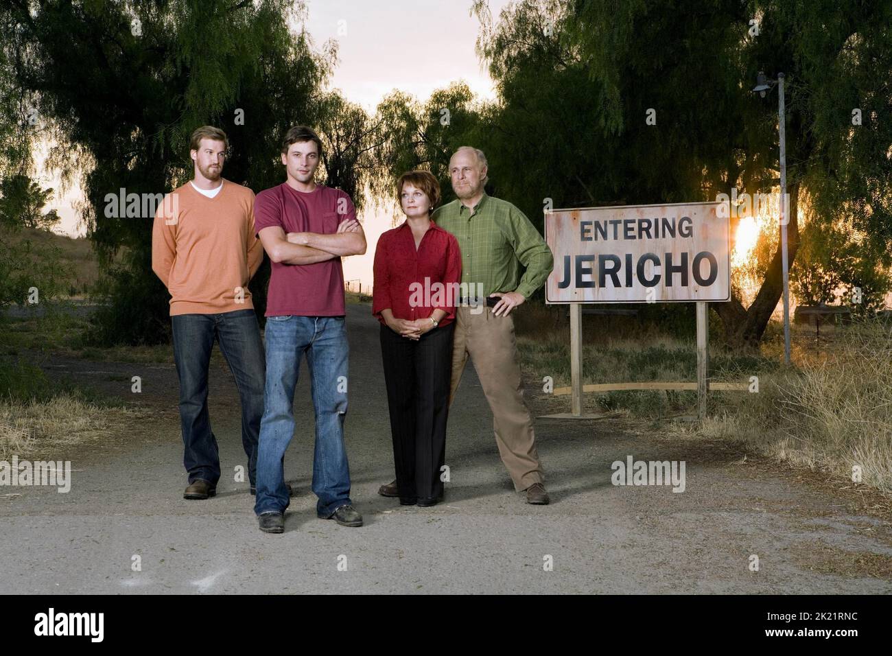 KENNETH MITCHELL, SKEET ULRICH, PAMELA REED, GERALD MCRANEY, JERICHO ...