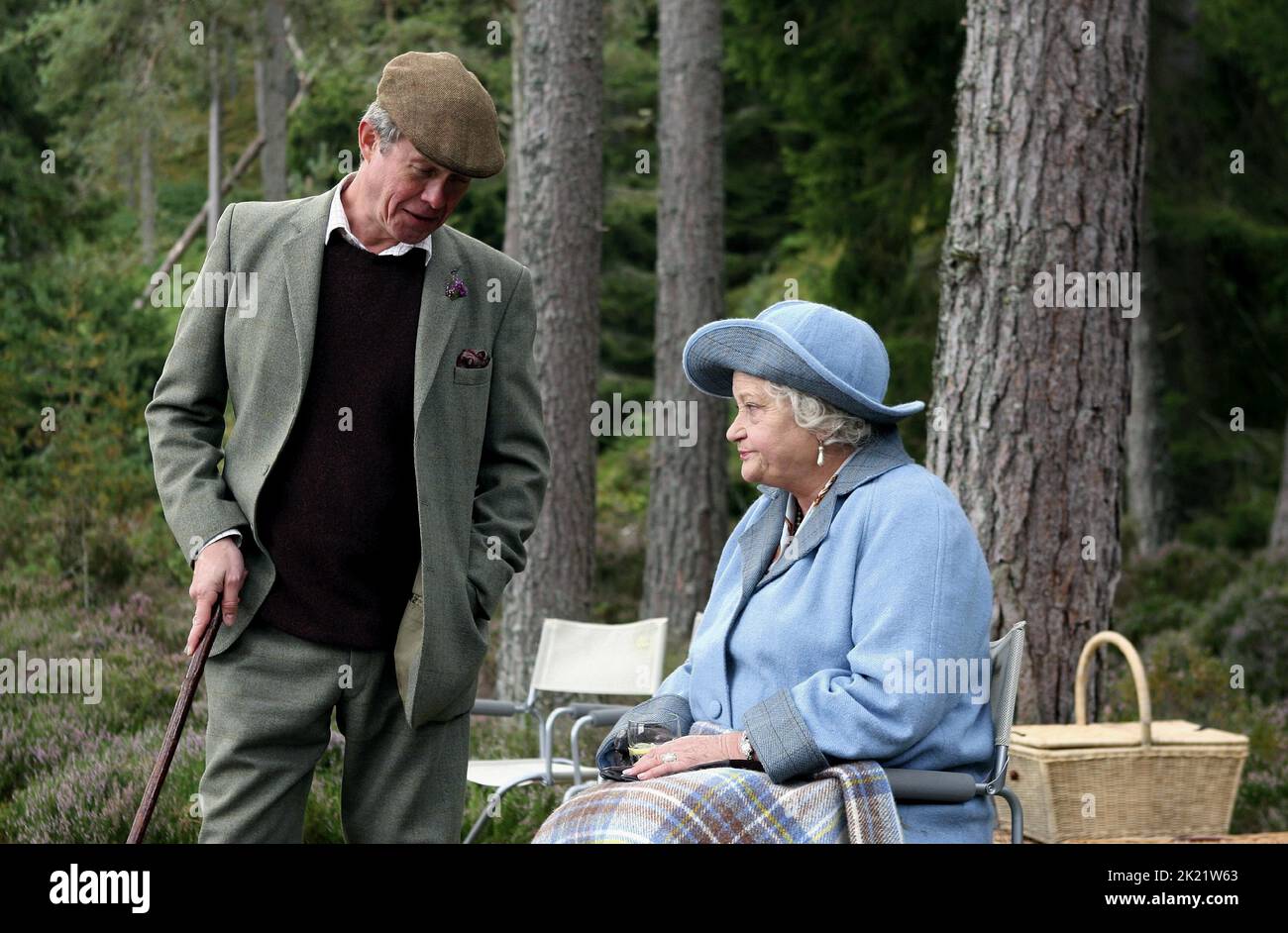 ALEX JENNINGS, SYLVIA SYMS, THE QUEEN, 2006 Stock Photo - Alamy