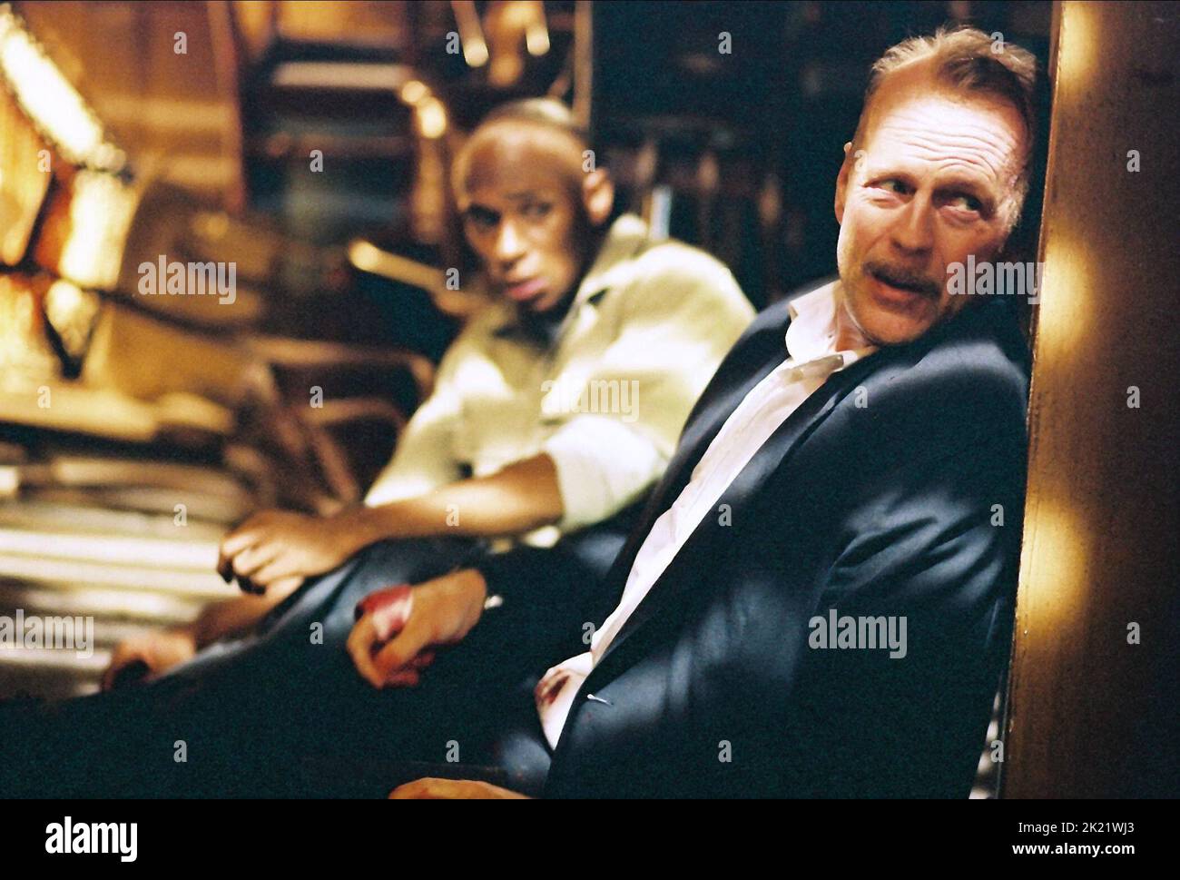 MOS DEF, BRUCE WILLIS, 16 BLOCKS, 2006 Stock Photo - Alamy