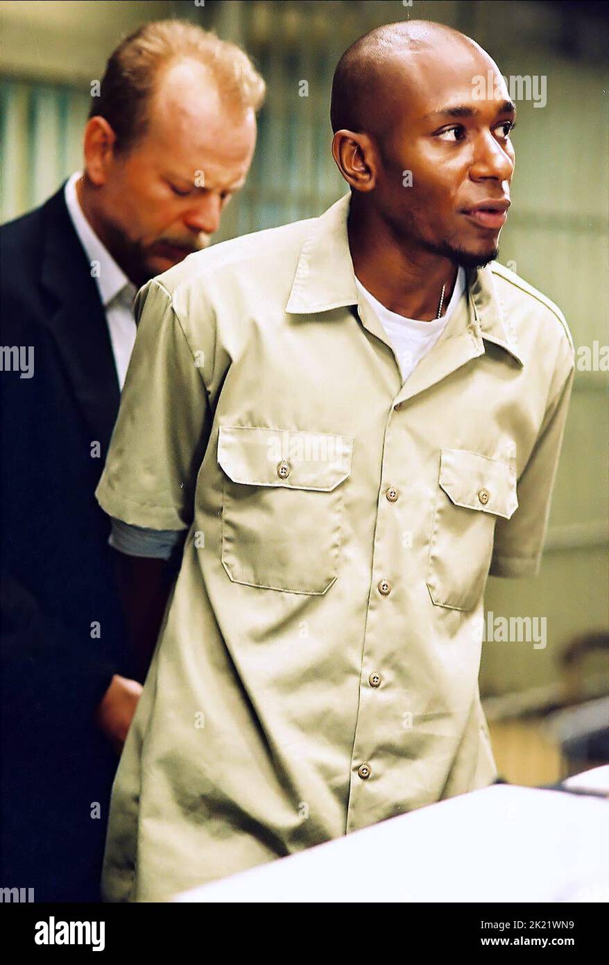 BRUCE WILLIS, MOS DEF, 16 BLOCKS, 2006 Stock Photo - Alamy