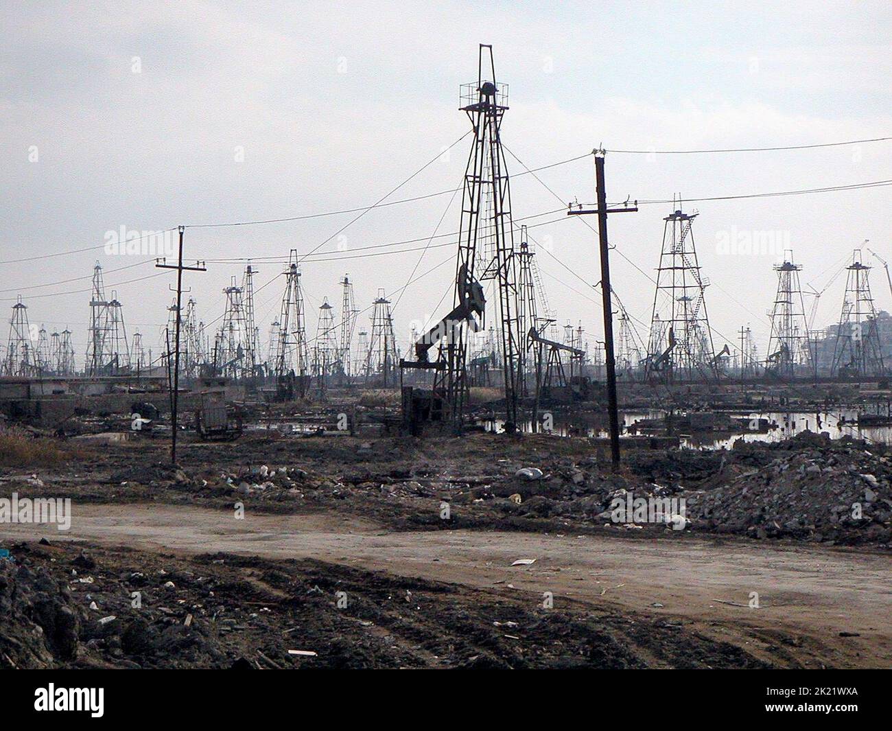 Depleted azeri oilfield hi-res stock photography and images - Alamy