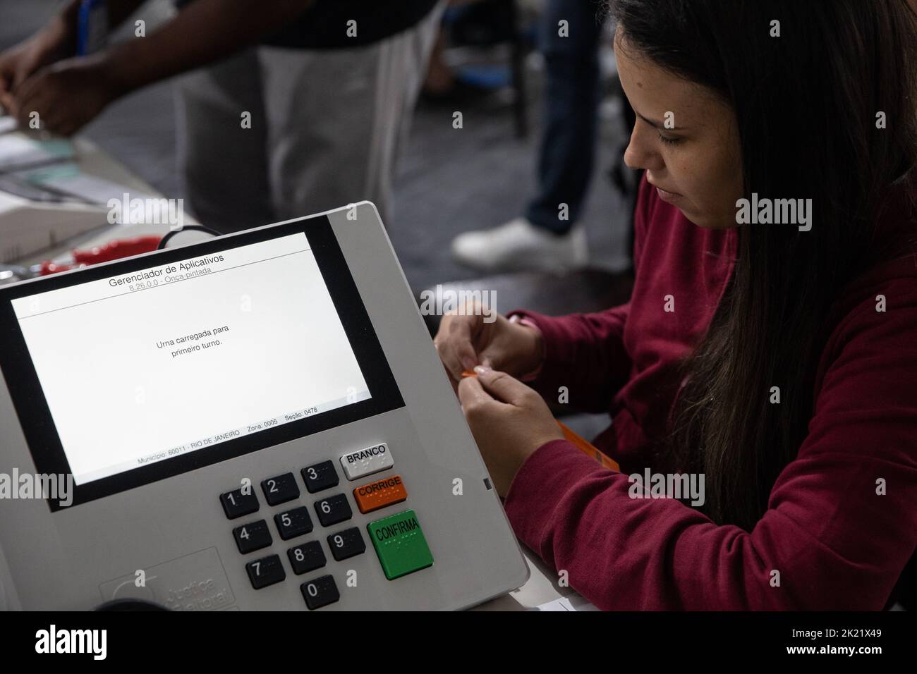Rio De Janeiro, Sept. 21. 2nd Oct, 2022. A staff member seals an ...