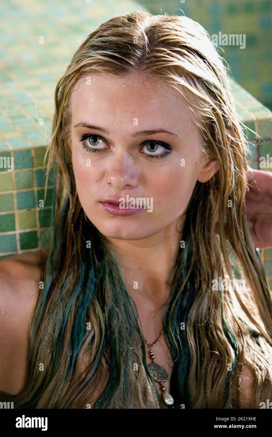 Sara Paxton And Jake Mcdorman