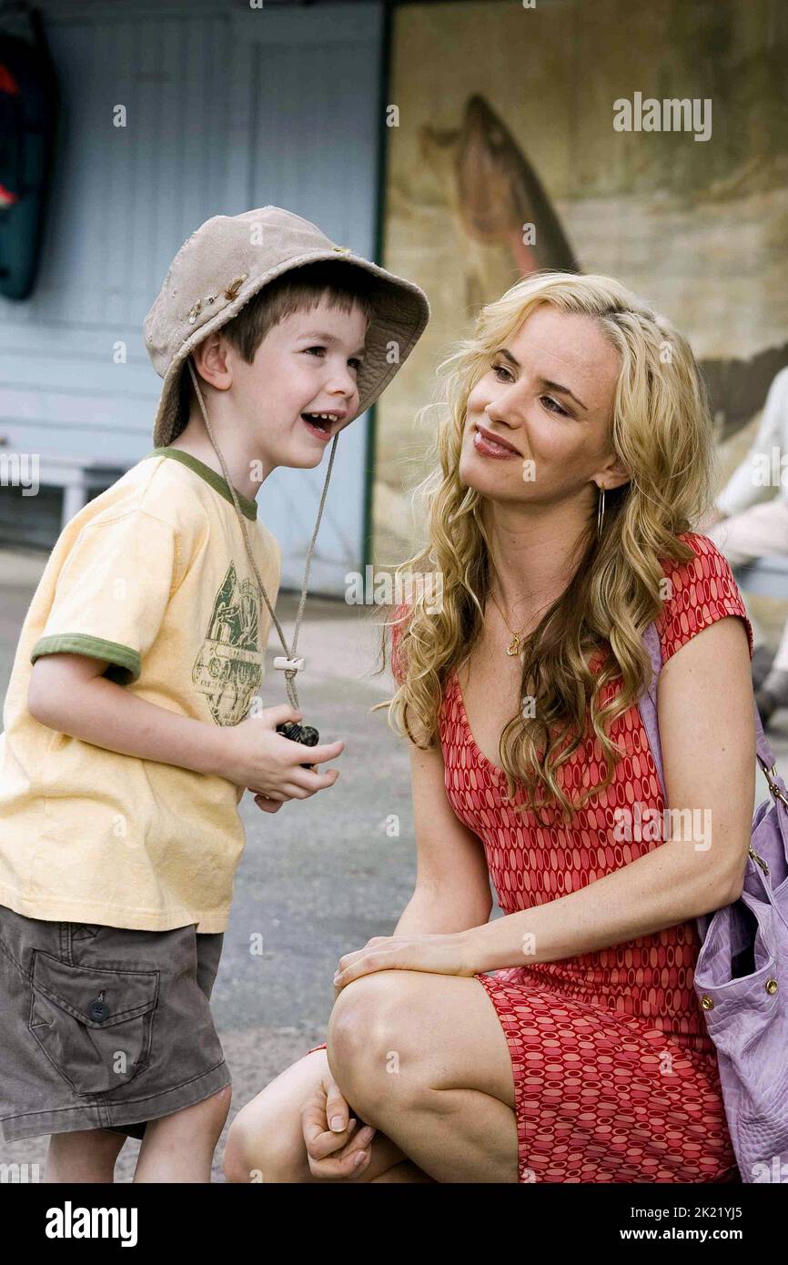 Joshua lewis hi-res stock photography and images - Alamy