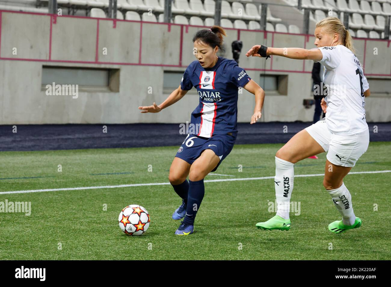 Paris, France. 21st Sep, 2022. Paris Saint-Germain's Chinese player Li ...