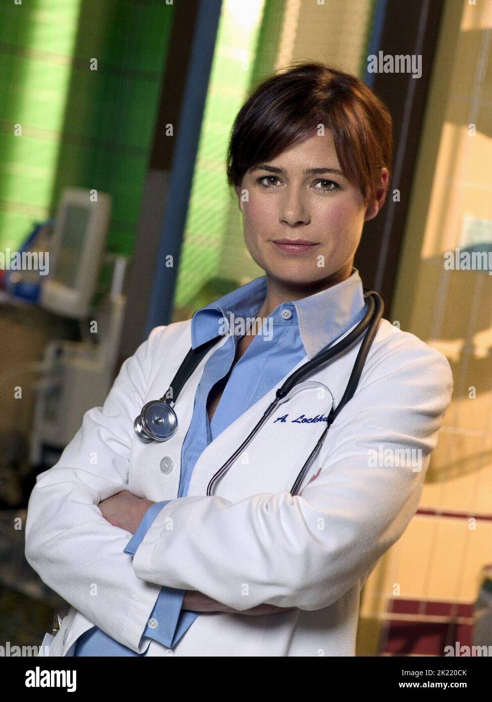 Season 13 maura tierney 2006 hi-res stock photography and images - Alamy