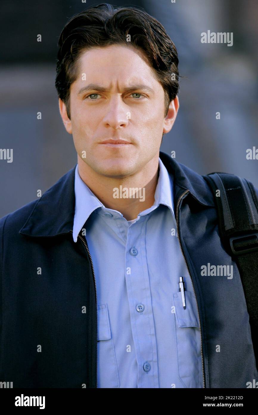 Season 2 david conrad 2006 hi-res stock photography and images - Alamy