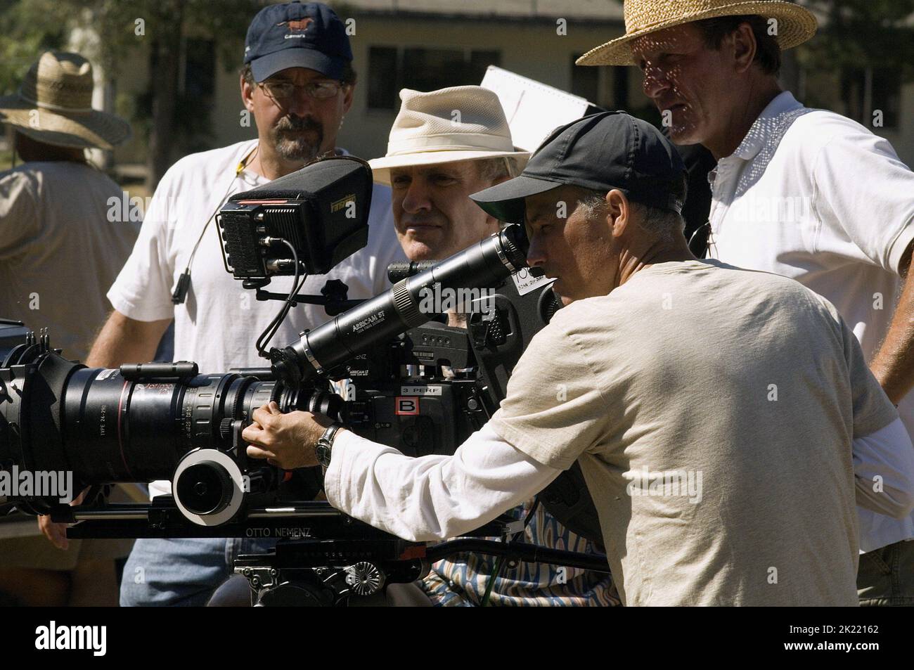 PHIL JOANOU, GRIDIRON GANG, 2006 Stock Photo - Alamy