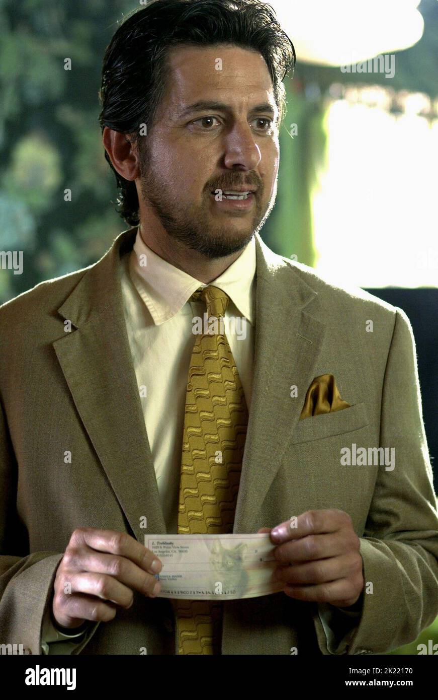 Ray romano hi-res stock photography and images - Alamy