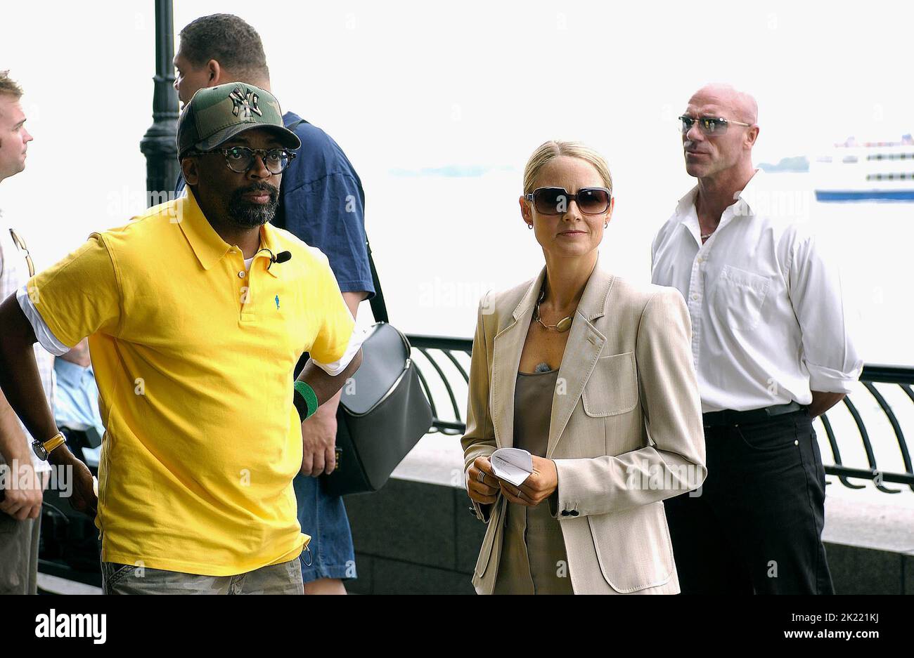 Jodie Foster Inside Man Legs