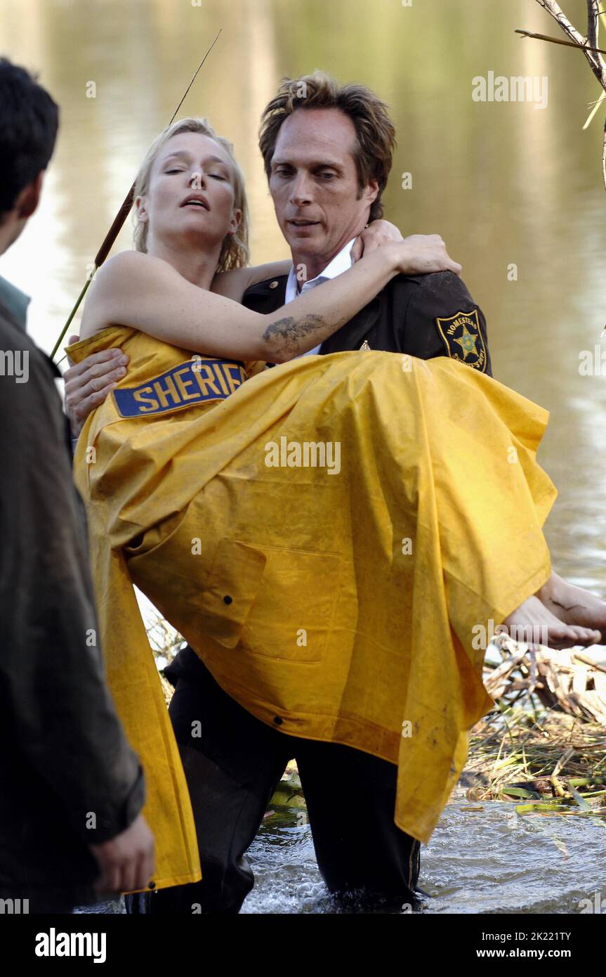 KARI MATCHETT, WILLIAM FICHTNER, INVASION, 2006 Stock Photo - Alamy