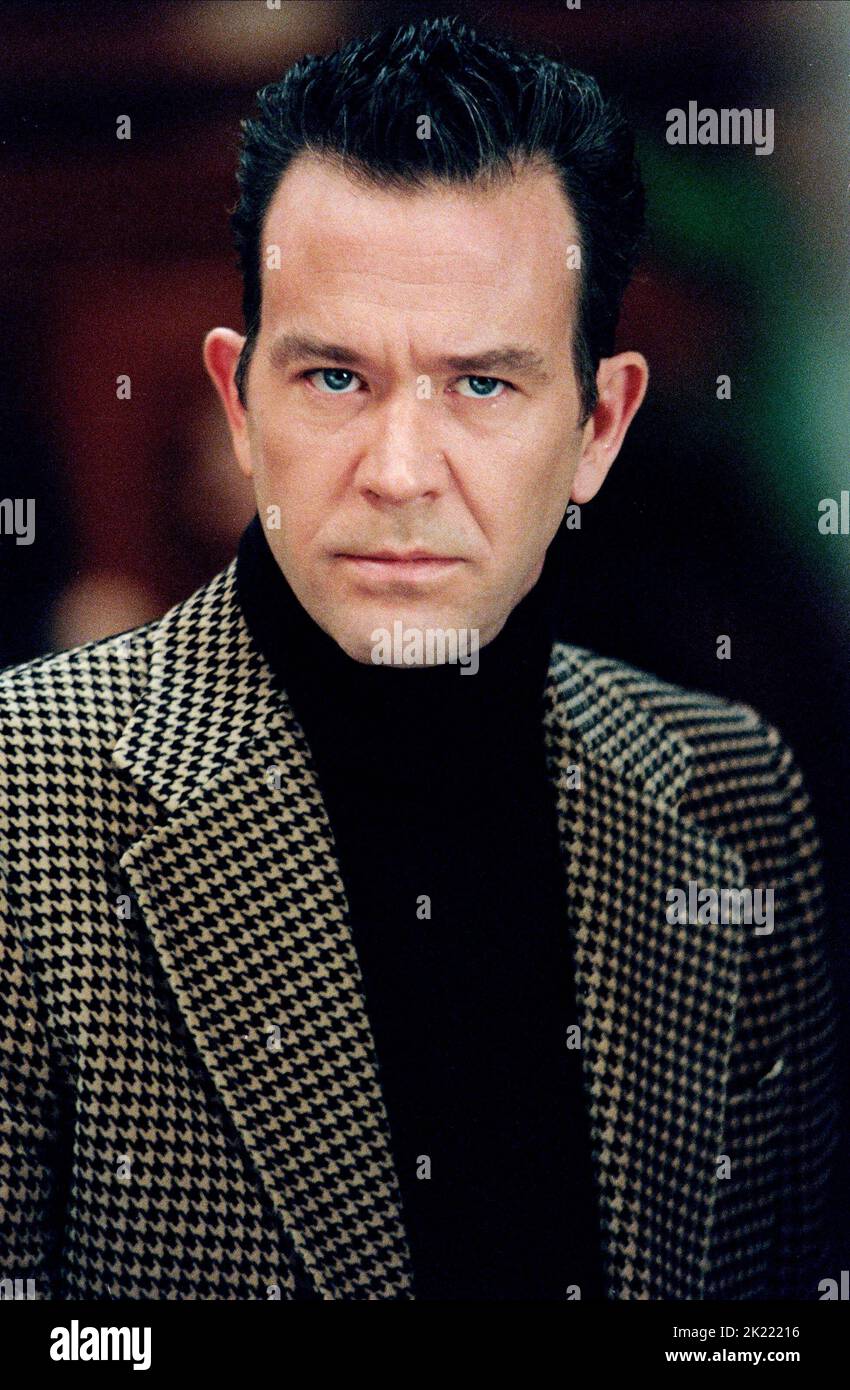 Timothy hutton director hi-res stock photography and images - Alamy