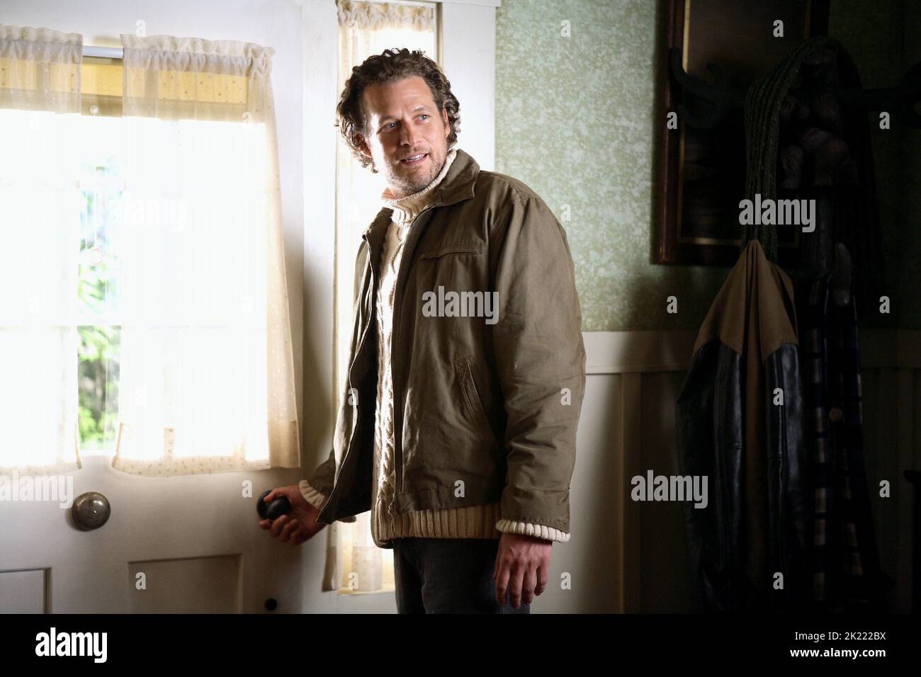 JAMES TUPPER, MEN IN TREES, 2006 Stock Photo - Alamy