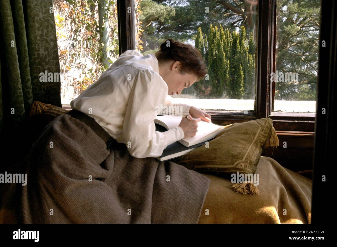 RENEE ZELLWEGER, MISS POTTER, 2006 Stock Photo - Alamy