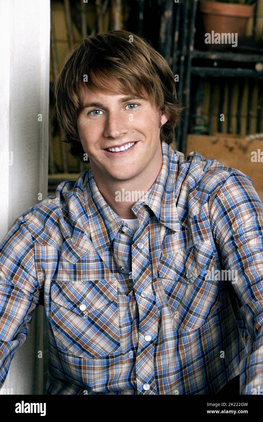 DEREK RICHARDSON, MEN IN TREES, 2006 Stock Photo - Alamy