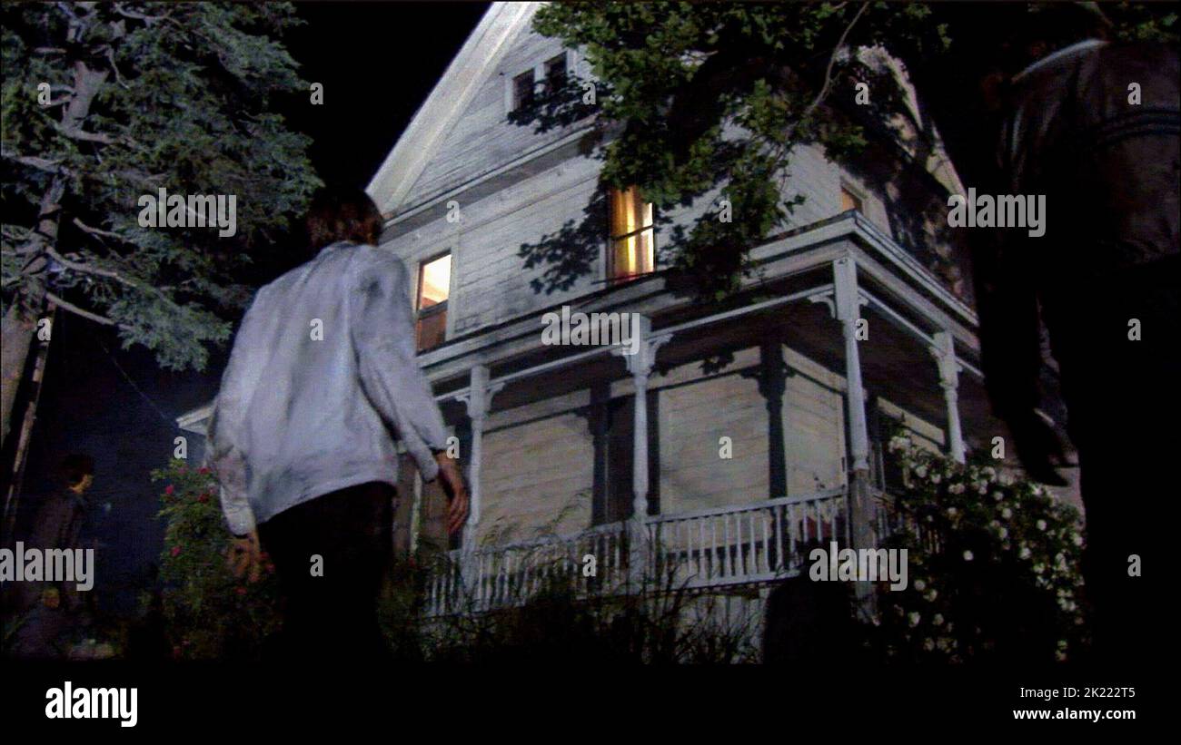 Zombies approach house hi-res stock photography and images - Alamy