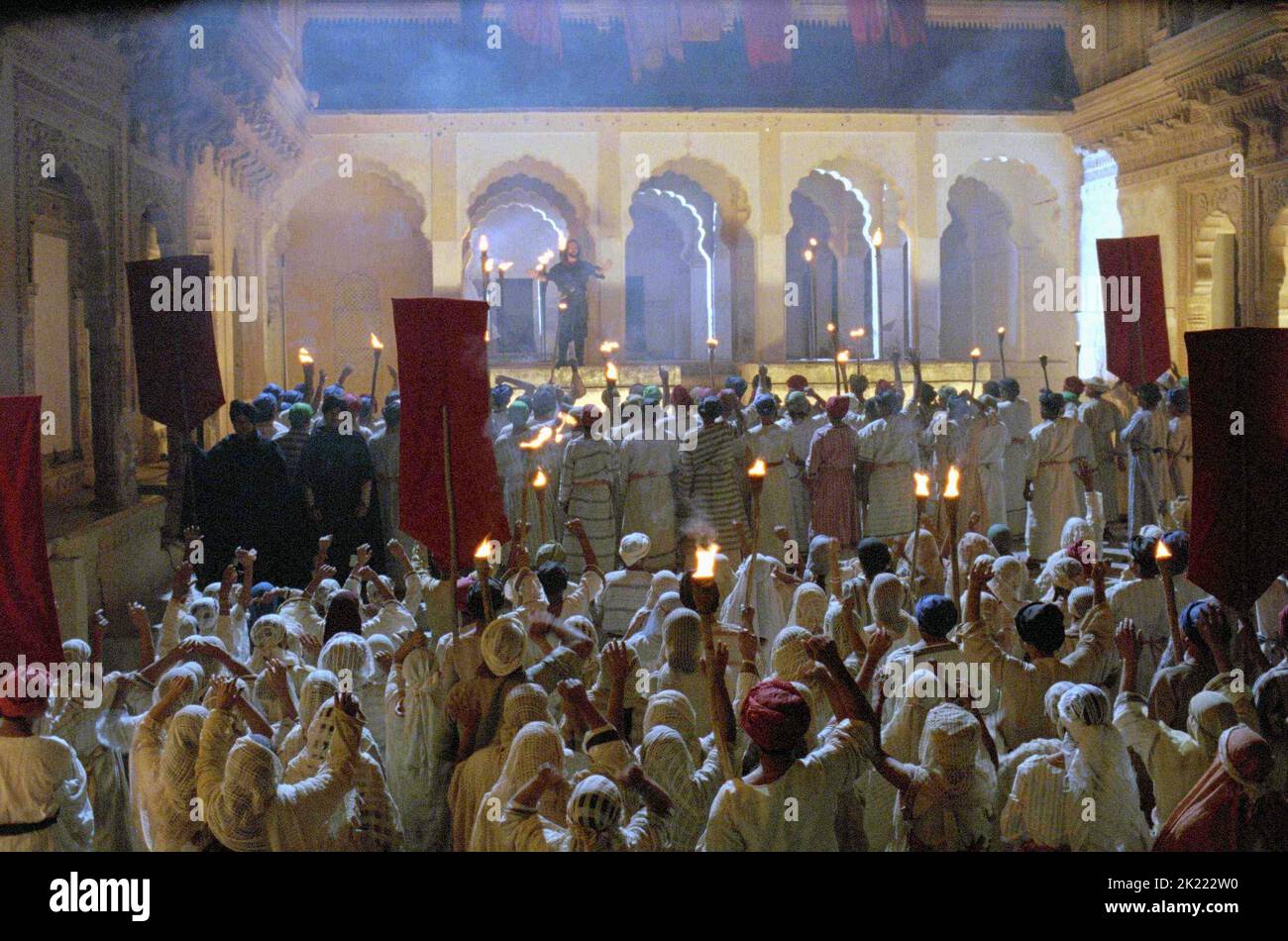 CROWD SCENE, ONE NIGHT WITH THE KING, 2006 Stock Photo - Alamy